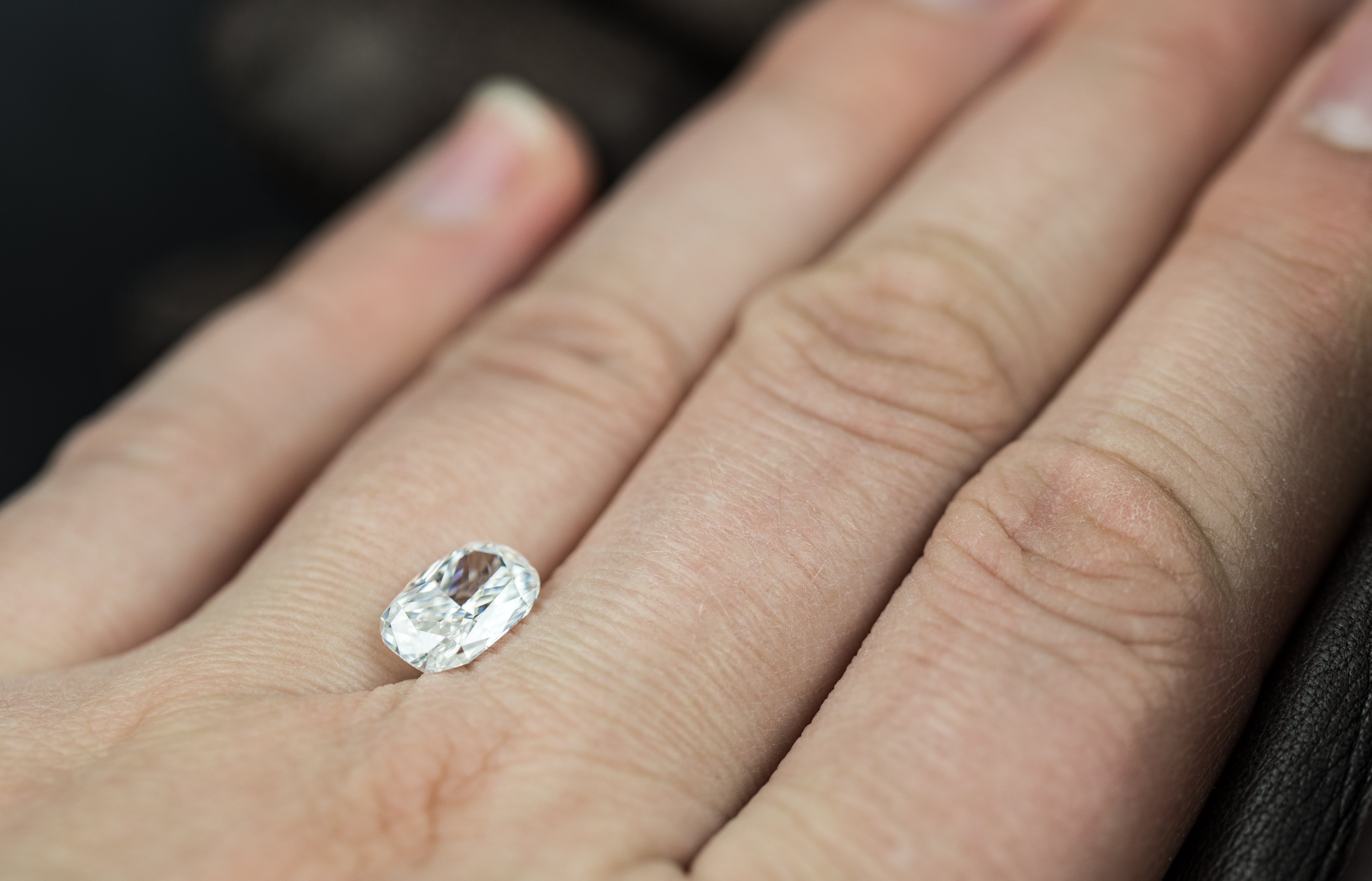 Can A Diamond Chip Or Break? – Mervis Diamond Importers